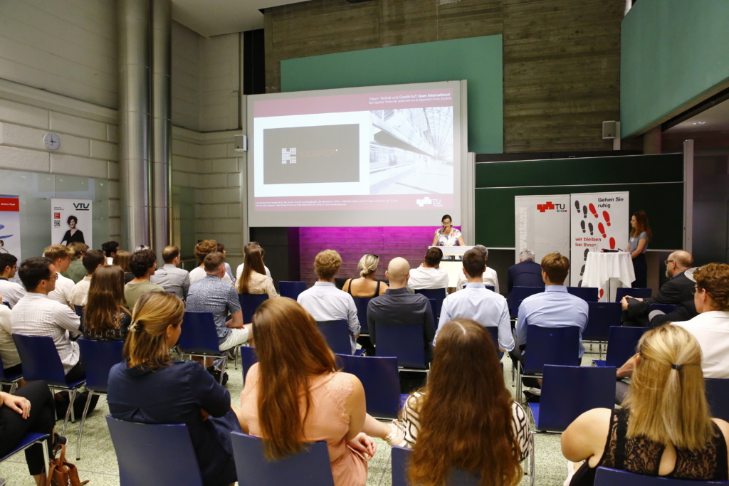 KAMPER scholarship granted to Jakob Resch - KAMPER Handwerk+Bau GmbH